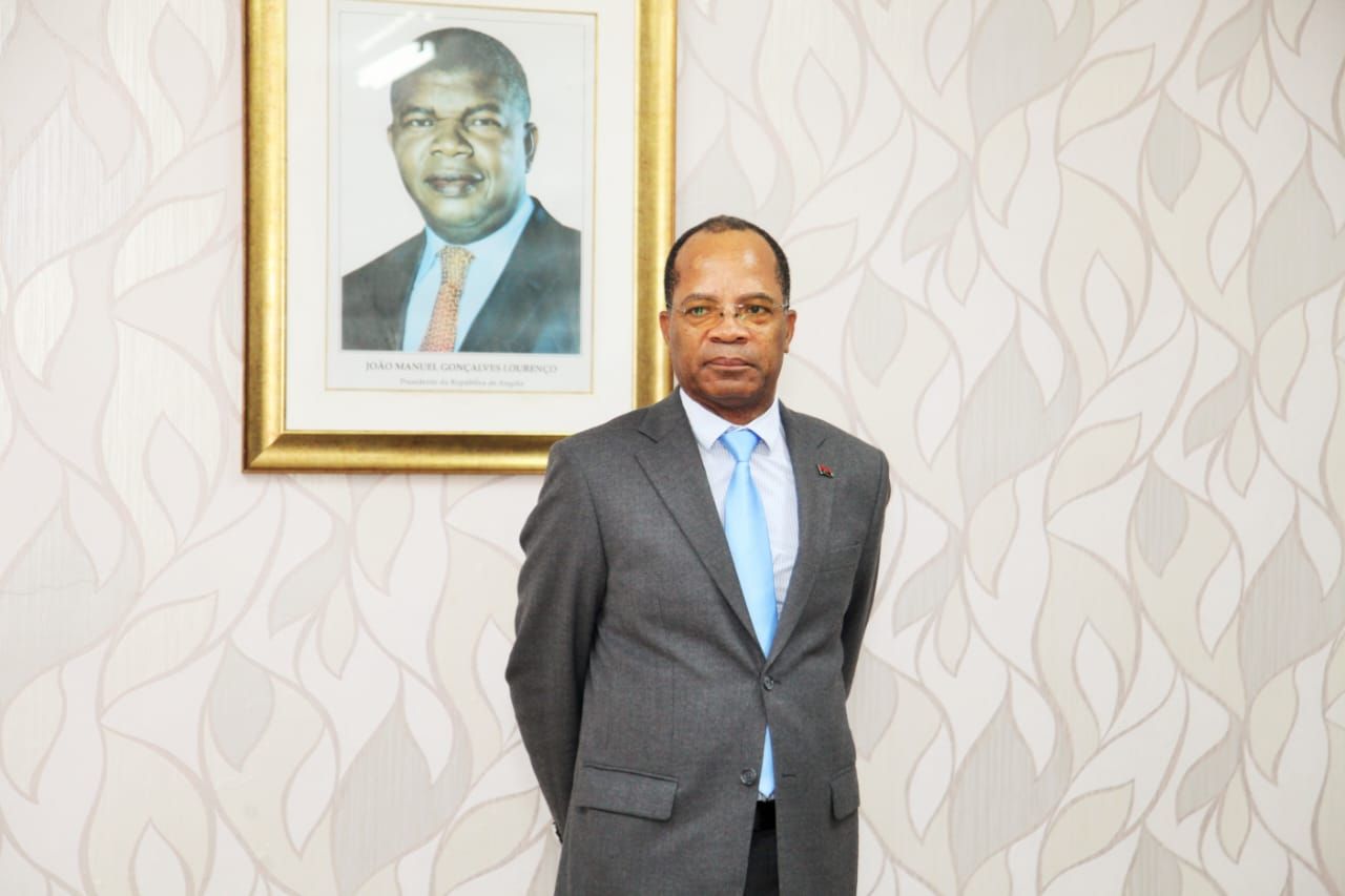 IGAE: Inspector Geral da Administração do Estado confere posse aos ...