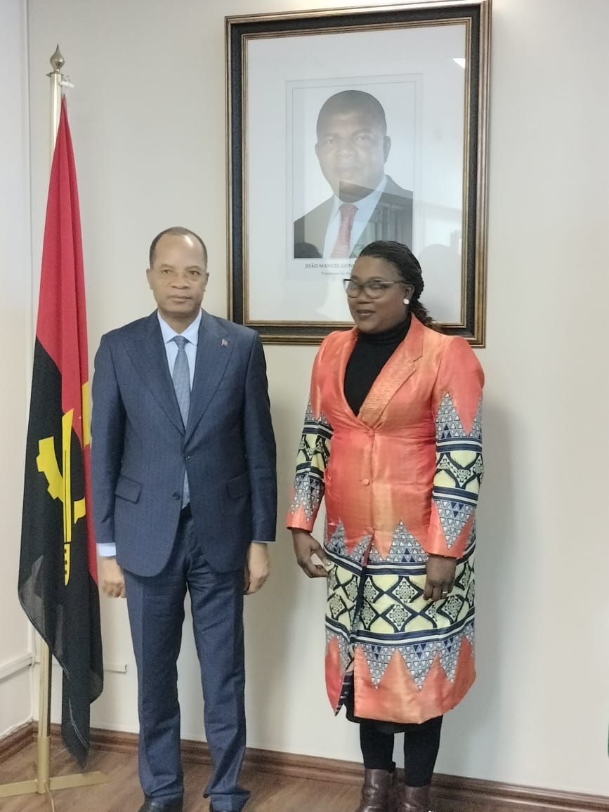 INSPECTOR GERAL DO ESTADO MANTÉM ENCONTRO DE CORTESIA COM A CÔNSUL ...