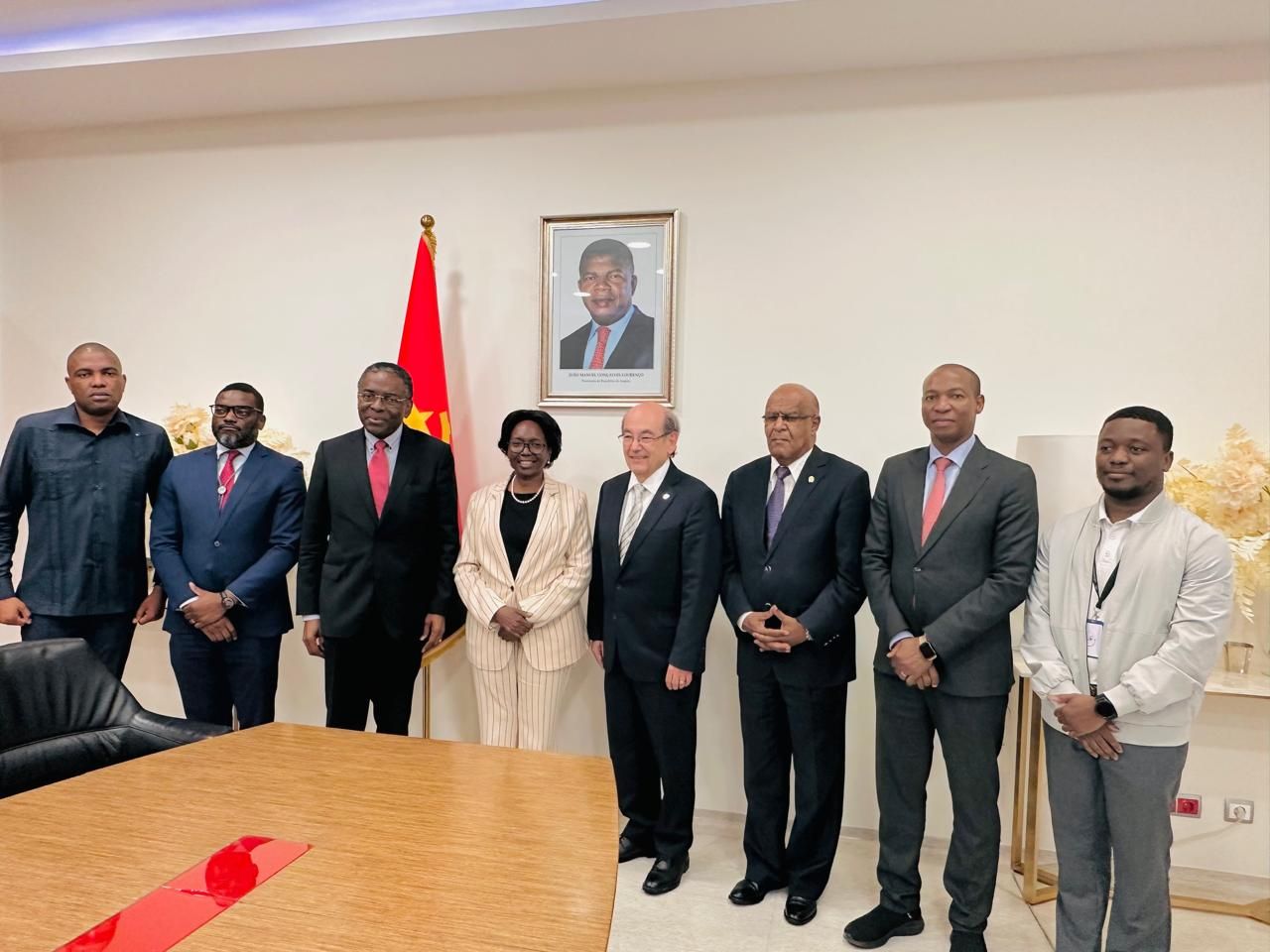 MINISTRA DA SAÚDE REÚNE-SE COM PRESIDENTE DE FEDERAÇÃO MUNDIAL PARA ...