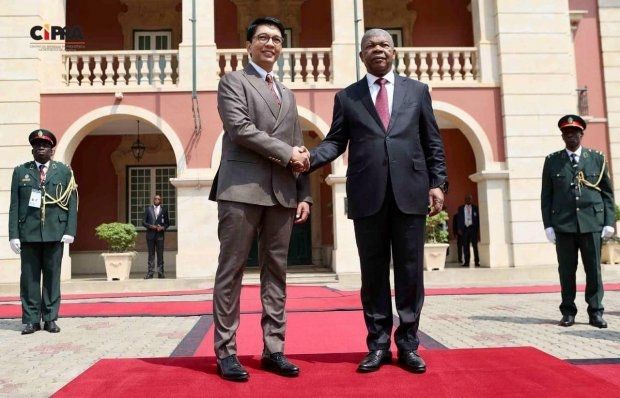 Assinados sete acordos para reforço da cooperação entre Angola e ...