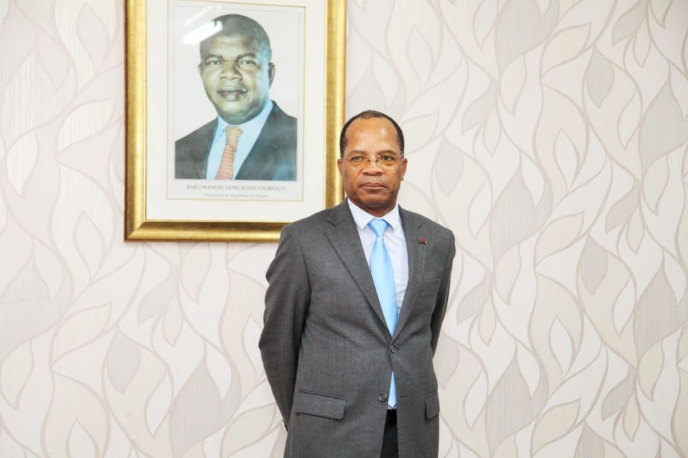 Descubra o Portal - igae.gov.ao