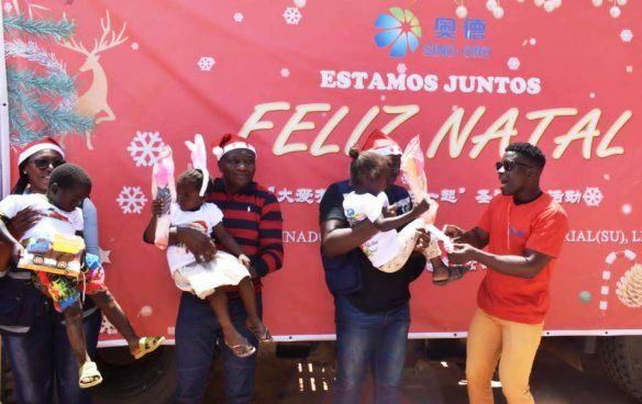 Crianças De Nambuangongo Festejaram O Natal Solidário - Portal - bengo ...