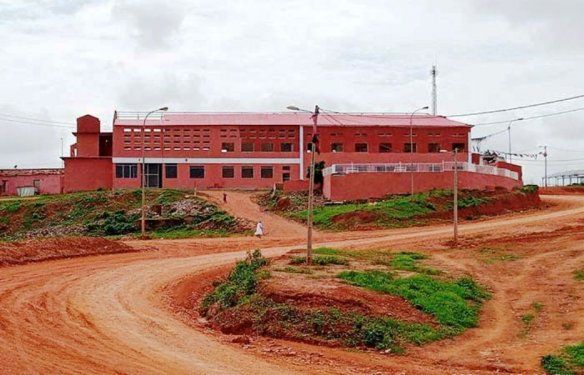 Nambuangongo Ganha Novo Mercado Municipal E Parque Infantil - Portal ...