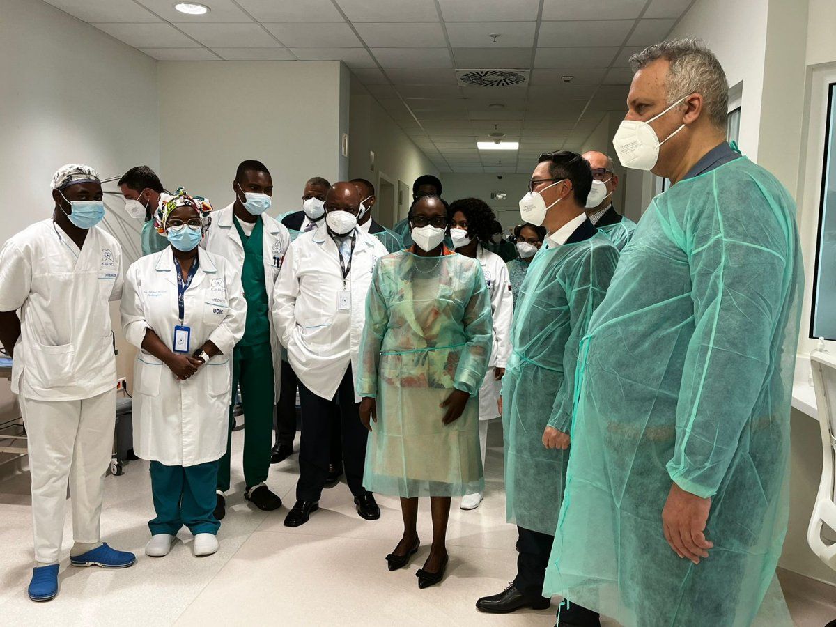 Minsa: Angola Poderá Usar Tecnologia De Cirurgia Robótica - Portal ...